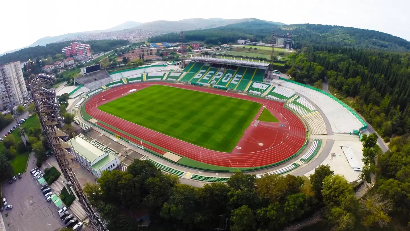 Отпуснаха над 2 милиона лева за ремонт на стадион Берое - Dsport.bg